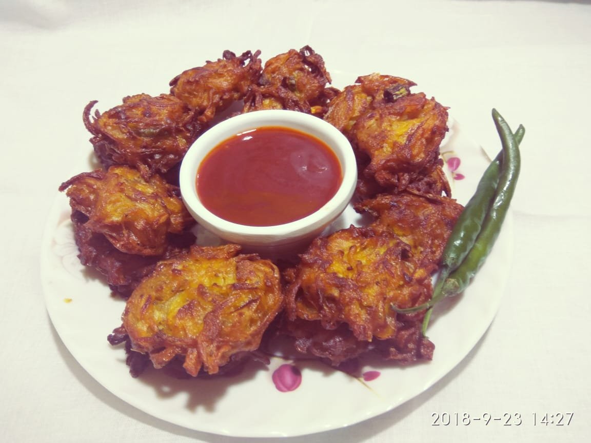 प्याज़ के चटपटे पकोड़े | Onion Pakoda Recipe | How To Make Onion Pakoda ...